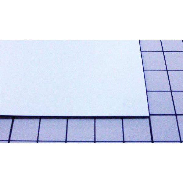 ※こちらの商品は、出荷までに7〜10営業日程度、お日にちを頂戴いたします。マグネットシート　白 無地サイズ:150×500mm 厚さ:0.8mm表面はツヤ消しです。（文字入れに関して）※30文字まで無料で文字入れいたします。　ご希望の文字を...