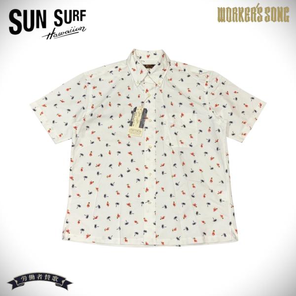 <商品説明>Lot No. SS39282 / COTTON OXFORD B.D. SHIRT “HULA DANCER”2本針巻き縫い仕様で裾のサイドにスリットの入った1960年代のボタンダウンシャツをベースに、楽園ハワイを...