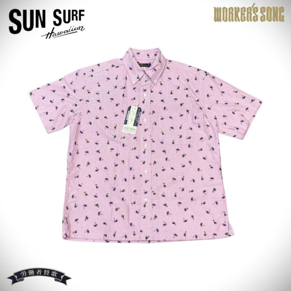 <商品説明>Lot No. SS39282 / COTTON OXFORD B.D. SHIRT “HULA DANCER”2本針巻き縫い仕様で裾のサイドにスリットの入った1960年代のボタンダウンシャツをベースに、楽園ハワイを...