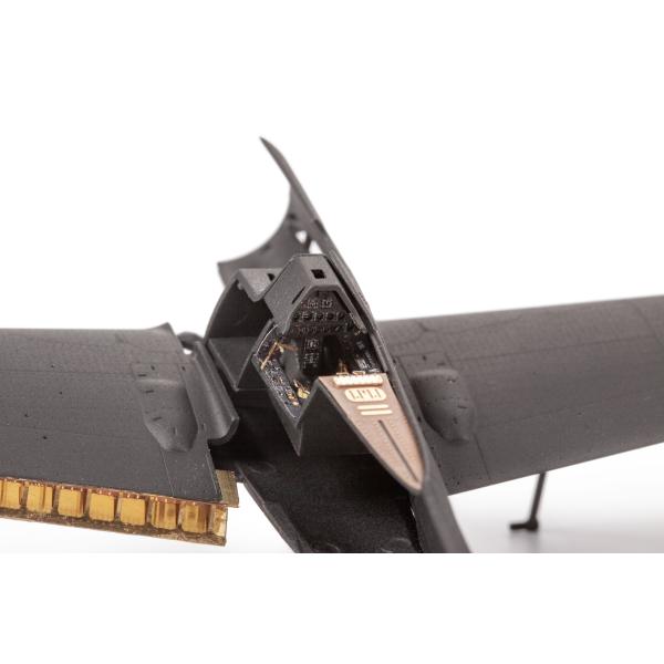 商品名：1/72 フォッケウルフ Fw-190D-9用エッチングパーツ(IBGキット用)商品コード：EDU73767縮尺：1/72メーカー：エデュアルド推奨キット：IBGキット用＊本体キットが必要です。