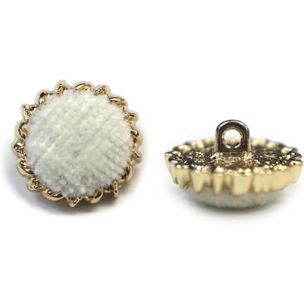 ●【サイズ】直径約18mm　【数量】10個　【1粒の重さ】約2.5g●【ボタンの形】足つきボタン　【材質】布・金属●【カラー】ホワイト●【特徴】表面に手触りのよいスエード調の布を使用しています。波型の金フチが特徴です。●【用途】コートやカー...