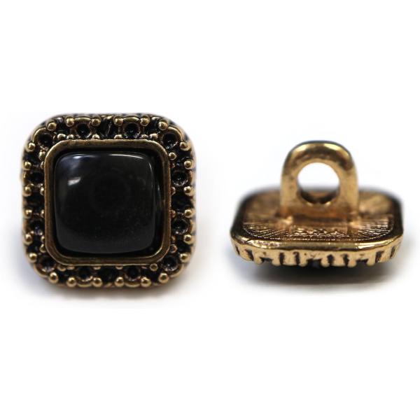 ●【対角線のサイズ】約12.5mm 【縦・横のサイズ】約10mm 1粒あたり約0.96g 　【数量】10個●【ボタンの形】四角形 足つき 【材質】樹脂 金属(足部分)●【カラー】ブラック （黒）【特徴】金・黒の装飾がついた、四角形の足つきボ...