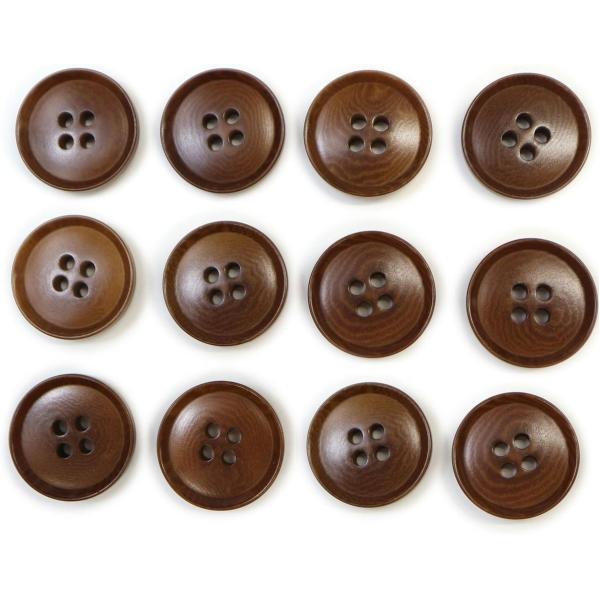 ●【サイズ】直径約18mm 【1粒の厚み】約4.2mm 【1粒の重さ】約0.8g●【数量】12個入り 【ボタンの形】四つ穴ボタン 【材 質】椰子の種●【カラー】ブラウン 【模様について】ナットボタン特有の風合いがあります。●【特徴】フチが薄...