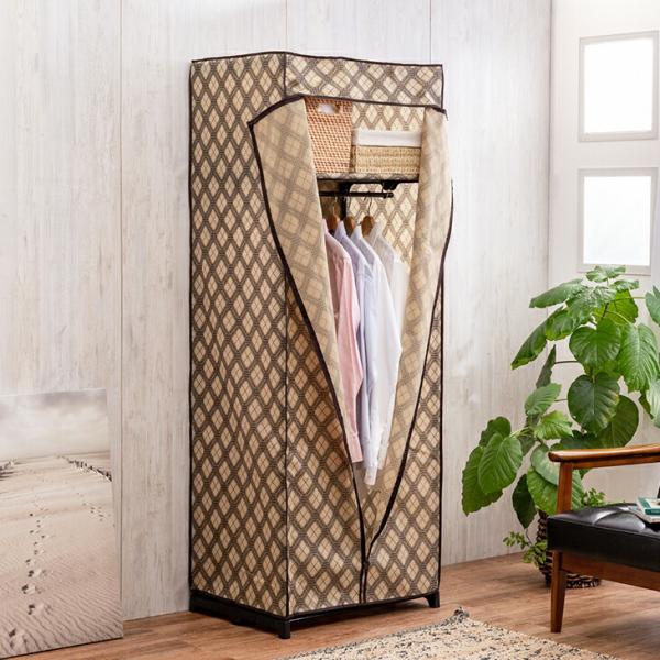 衣類をホコリから守る。カバー付きクローゼットハンガー 60cm幅「お気に入りの服を綺麗に保管したい」「部屋をスッキリ見せたい」そんな悩みに応えるスリムなハンガーラックです。通気性の良い不織布カバーが、大切な衣類をホコリや日焼けから守り、生活...