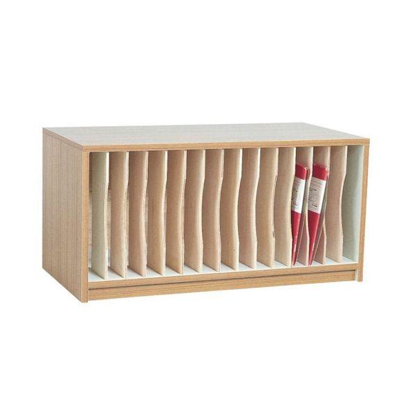 15に仕切られ、仕切りの幅が4.5cmずつある大型の整理棚です。