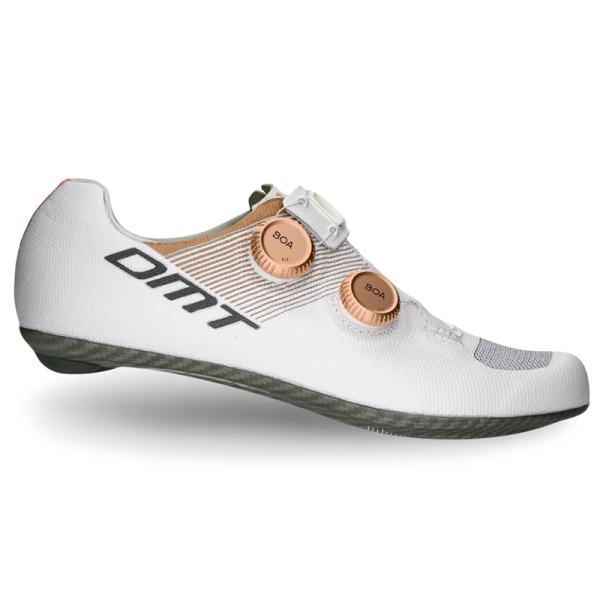 沖縄県への発送に送料無料は適用されません。購入金額に関わらず1,650円（税込）が通常送料に別途加算されます。