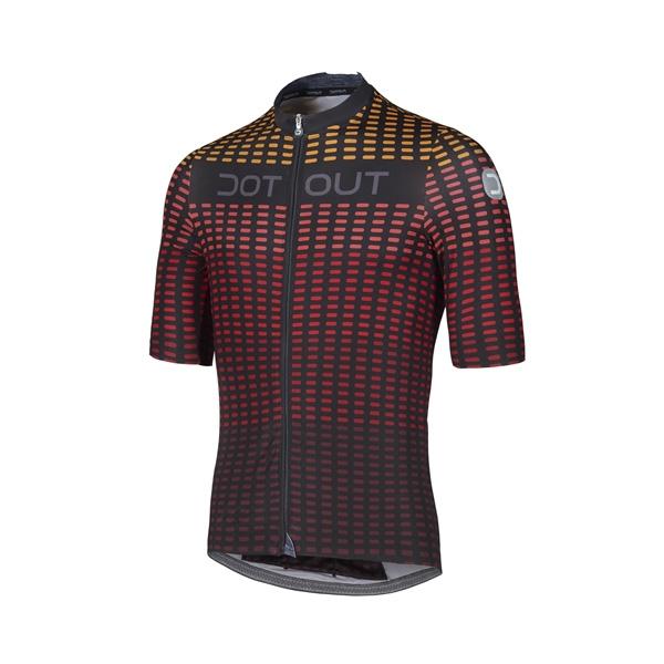 沖縄県への発送に送料無料は適用されません。購入金額に関わらず通常送料に別途加算されます。  驚くほど軽量で優れた通気性を持つジャージです。 3Dカット生地の襟は、余分な縫い目の重なりを無くし着心地良くしています。  シームレス構造の柔らかな...