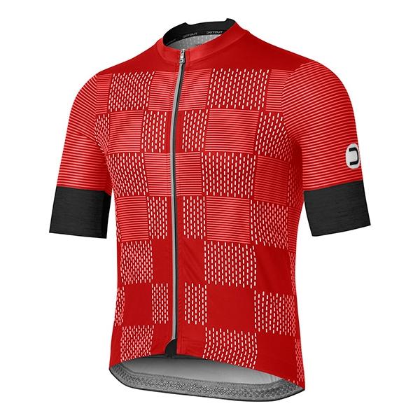 沖縄県への発送に送料無料は適用されません。購入金額に関わらず通常送料に別途加算されます。  ダミエ・ジャージはユニークなグラフィックが特徴的な、驚くほど軽量で通気性の良いジャージです。 縫い目の重なりがない3Dファブリックの襟は、最大限の自...