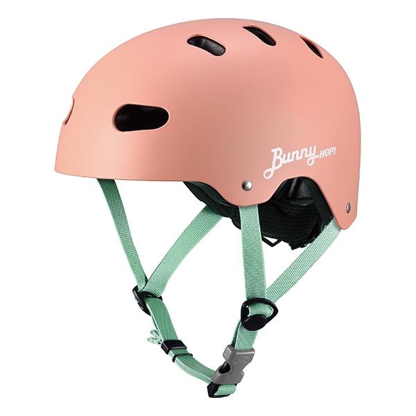 クラシックテイストがクールなストリート系ハードシェルモデル。 頑丈なのでハードなシーンにもぴったり アジャスターダイヤル 肉ばさみ防止バックルカバー 後部反射シール 洗えるインナーパッド サイズ：50-54cm未満 年齢の目安：幼稚園年中〜...