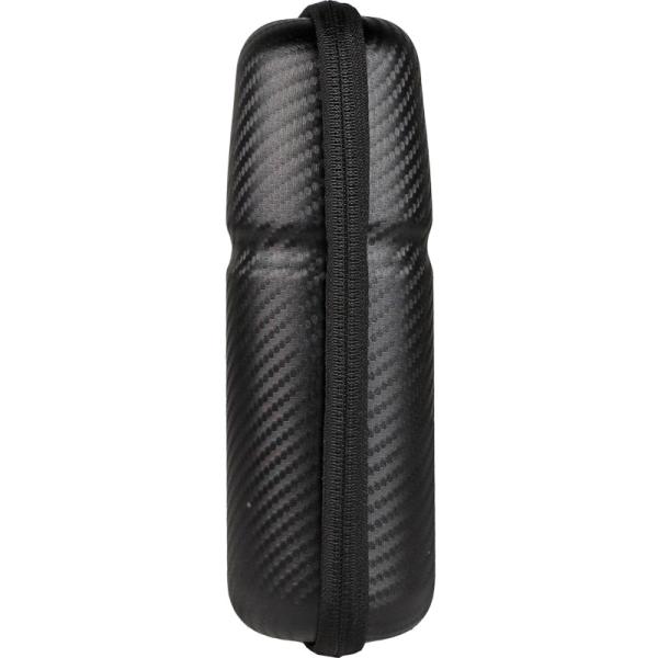 なんにでも合う、定番カーボン柄にブラックファスナーモデルのツールケース シートチューブに取り付けたボトルケージに入れたとき脚が当たりにくいように、上端を少しだけスリムにデザイン。 下側はしっかりとボトルケージに収まるように、寸胴型です。 ジ...