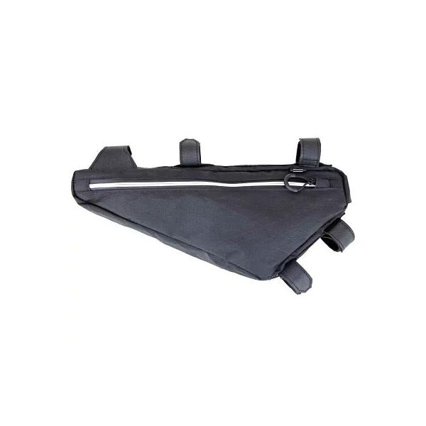 走行中にさっと中身を取り出せる、便利ポケット。撥水効果と耐摩擦性能の高い、4層構造のアーガイルリップストップ生地を採用  撥水効果と耐摩擦性能の高い、4層構造のアーガイルリップストップ生地を採用。 使い勝手を考えて、中の仕切りはあえて無にし...