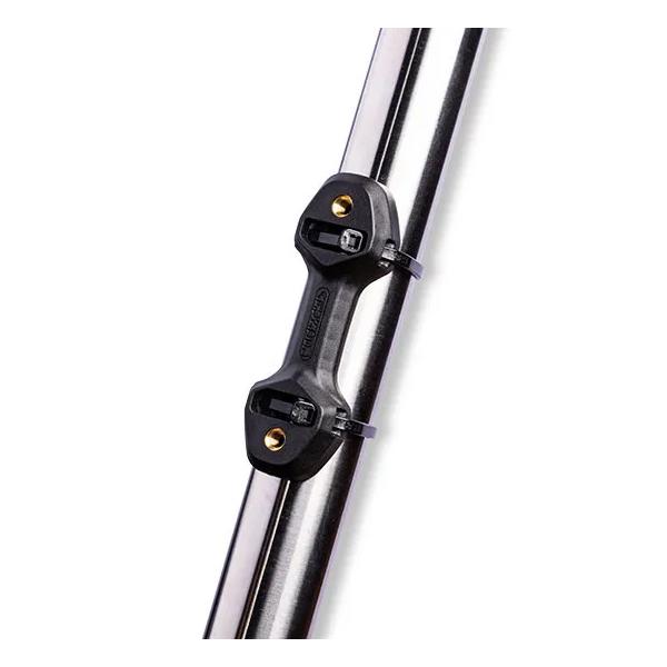 沖縄県への発送に送料無料は適用されません。購入金額に関わらず通常送料に別途加算されます。  追加用のボトルケージ台座。 固定用テープとジップタイでお好みの場所にボトルケージ台座を取付可能。  商品のカラー・サイズについて 商品のカラーはディ...