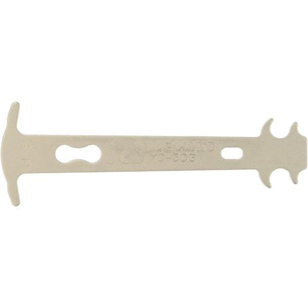 沖縄県への発送に送料無料は適用されません。購入金額に関わらず1,650円（税込）が通常送料に別途加算されます。