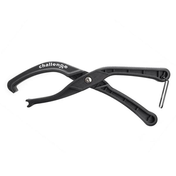 沖縄県への発送に送料無料は適用されません。購入金額に関わらず通常送料に別途加算されます。  クリンチャータイヤの組み付けに便利なツール。 樹脂製なのでホイールへの攻撃性が低く、力をかけやすいのでビードをリムに取り付けやすくなります。  事前...