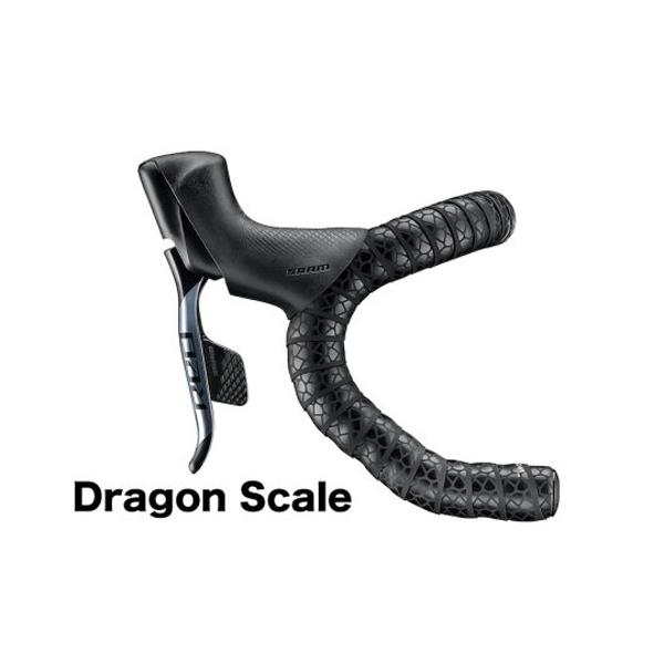 沖縄県への発送に送料無料は適用されません。購入金額に関わらず通常送料に別途加算されます。  表層をサテン織りのような滑らかさに仕上げ、グリップ位置の移動（手の動き）をとてもスムーズに行えるバーテープです。 握り直した瞬時に最高の保持力を発揮...