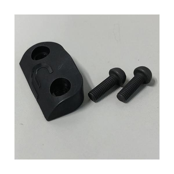 沖縄県への発送に送料無料は適用されません。購入金額に関わらず通常送料に別途加算されます。  アラネラ インサートカバー ナイロン製カバー+ボルト2本 DCR非対応 商品のカラー・サイズについて 商品のカラーはディスプレイの種類等により、実物...