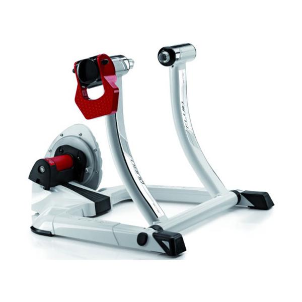 ※沖縄県への発送に送料無料は適用されません。購入金額に関わらず通常送料に別途加算されます。エリートトレーナーラインナップ中、最も静粛性の高い負荷ユニット"パワーフルード"を搭載するモデル。 "QUBO"フレームは高い安定性と水平が出せる調整...