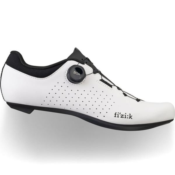 Pro performance for ALL 今回新たにワイドフィットが追加されることで、より多くのサイクリストに正確なフィットとパフォ ーマンスをお届けできるようになりました。 WIDE FIT：VENTO OMNA WIDEに採用され...