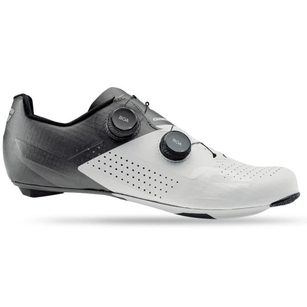 沖縄県への発送に送料無料は適用されません。購入金額に関わらず1,650円（税込）が通常送料に別途加算されます。