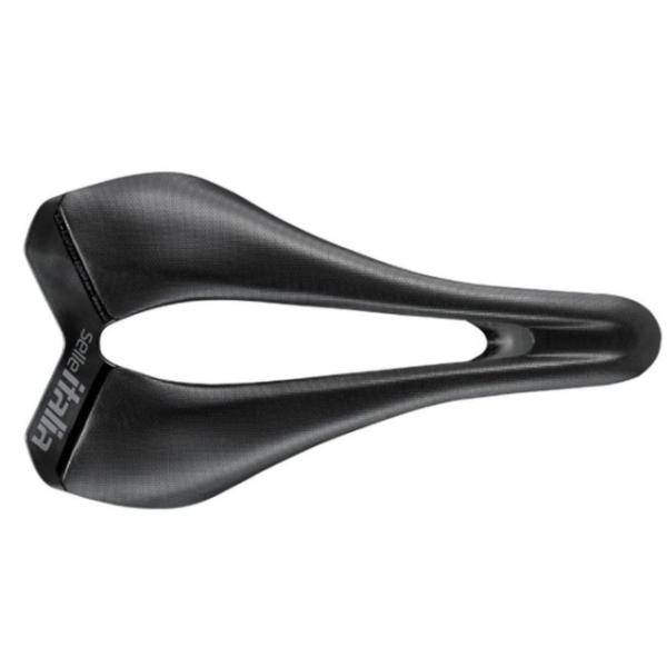 沖縄県への発送に送料無料は適用されません。購入金額に関わらず1,650円（税込）が通常送料に別途加算されます。