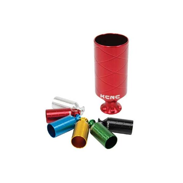 ※沖縄県への発送に送料無料は適用されません。購入金額に関わらず通常送料に別途加算されます。ハブシャフトにライトを取り付けられる便利なパーツ。 ハンドル周りが狭くても、追加でライト装備ができる。 さらに照射位置が低いので、地面を幅広く照らして...