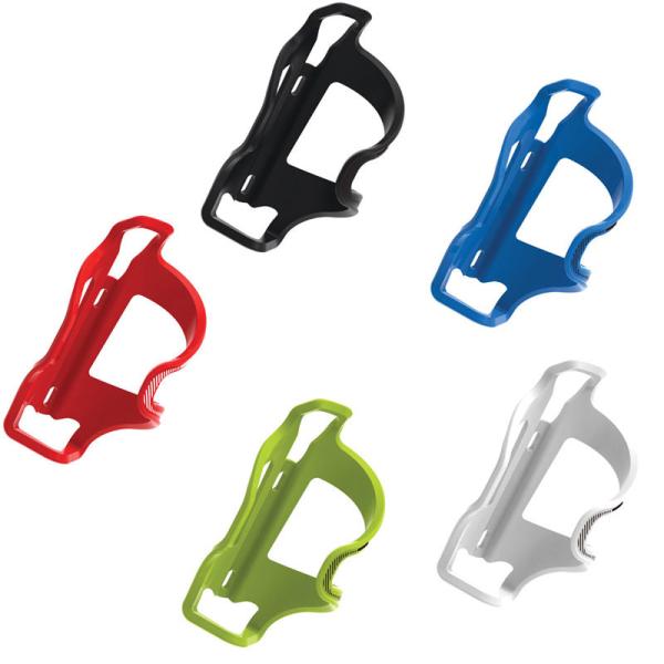 ※沖縄県への発送に送料無料は適用されません。購入金額に関わらず通常送料に別途加算されます。片側からボトルを出し入れできるようにデザインされた、Composite Matrix製のケージ。 左開き(ダウンチューブ取付時に、ボトルを左側から抜き...