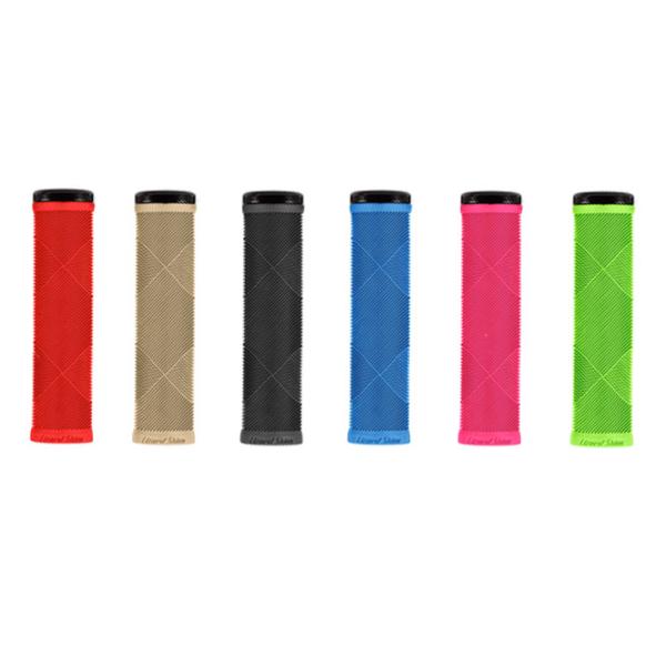 沖縄県への発送に送料無料は適用されません。購入金額に関わらず1,650円（税込）が通常送料に別途加算されます。  商品のカラーはディスプレイの種類等により、実物と異なって見える場合がございます。 掲載商品の仕様、ロゴ等のデザインは改良のため...