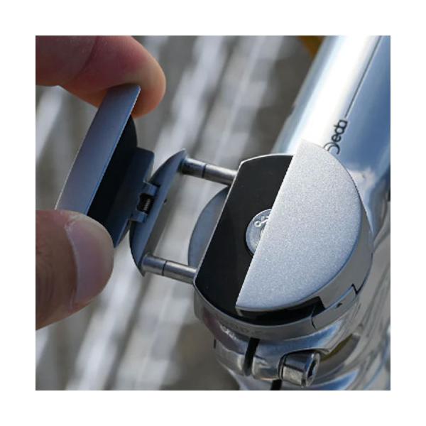 沖縄県への発送に送料無料は適用されません。購入金額に関わらず1,650円（税込）が通常送料に別途加算されます。  ステムに溶け込むほどコンパクト！ ロードバイクの機能美を損ねないシンプルデザイン 取り付けは1分！既存のステム キャップとボル...