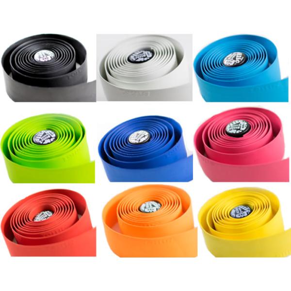 ※沖縄県への発送に送料無料は適用されません。購入金額に関わらず通常送料に別途加算されます。クッション性に大変優れており、手に吸い付くようにグリップします。 シリコンなのでズレることなくハンドルに巻けることが可能です。  ハンドルに巻く際に必...