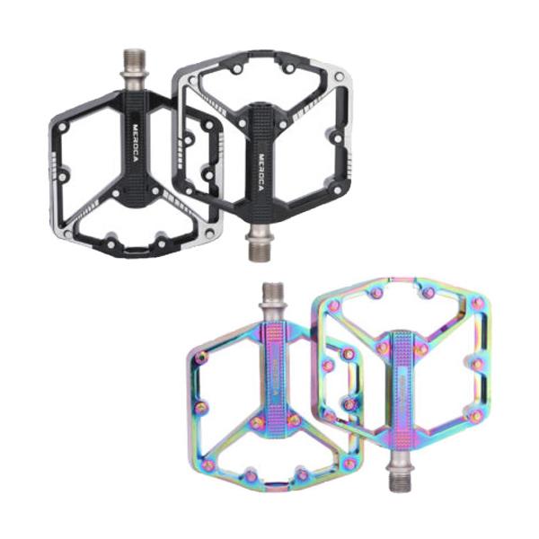 沖縄県への発送に送料無料は適用されません。購入金額に関わらず1,650円（税込）が通常送料に別途加算されます。  アルミフラットペダル 材質：アルミ  重量：408g  長さ126mm、幅106mm、厚さ17mm  シールドベアリング3個使...