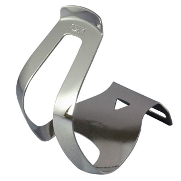 ※沖縄県への発送に送料無料は適用されません。購入金額に関わらず通常送料に別途加算されます。つま先部分が通常モデルより深くなり大きなシューズでの窮屈感を軽減。  ■主な仕様 素材：鉄  サイズ：フリーサイズ  ・左右セット ※商品のカラーはデ...