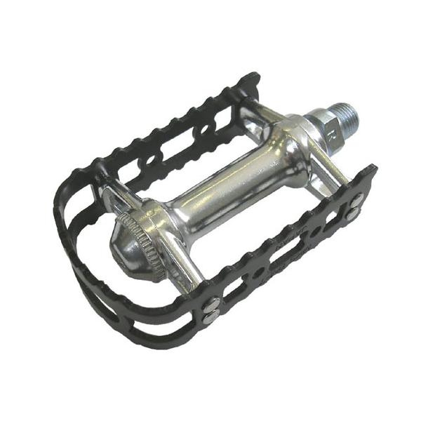 ※沖縄県への発送に送料無料は適用されません。購入金額に関わらず通常送料に別途加算されます。・BM-7は、過去BMXで多く使用されてきたモデル ・当時の原型をとどめた復刻版。 ・左右セット 踏面サイズ 98×61mm  軸サイズ 9/16イン...