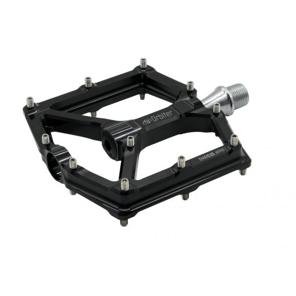 沖縄県への発送に送料無料は適用されません。購入金額に関わらず1,650円（税込）が通常送料に別途加算されます。