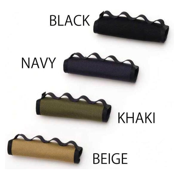 畳んだ状態のブロンプトンを倒すと傷つきやすいステムを保護 クラシックな雰囲気があるアクリルキャンバス素材 ベルクロで簡単着脱 アクセサリーを取り付けられるデイジーチェーン 折りたたむと16インチのホイールとほぼ同じサイズまで小さく畳めるブロ...