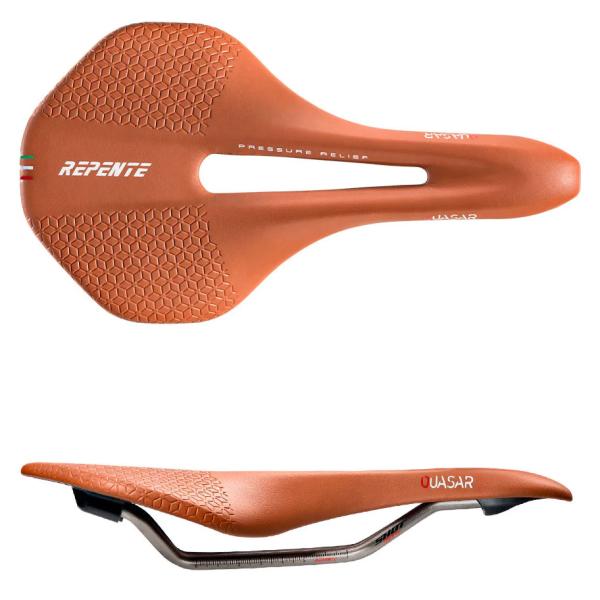 沖縄県への発送に送料無料は適用されません。購入金額に関わらず1,650円（税込）が通常送料に別途加算されます。  「Quasar」 美学とパフォーマンスが融合したイタリアブランドのサドルです。 表皮：マイクロファイバー パッド：スーパーライ...