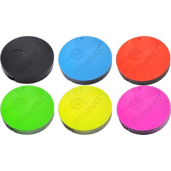 ※沖縄県への発送に送料無料は適用されません。購入金額に関わらず通常送料に別途加算されます。ミラーを開けると見えるリアビズのロゴが入ったプラスチック製のディスクのみの交換パーツ。  お気に入りの自転車に合わせて交換も可能です。  ※商品のカラ...