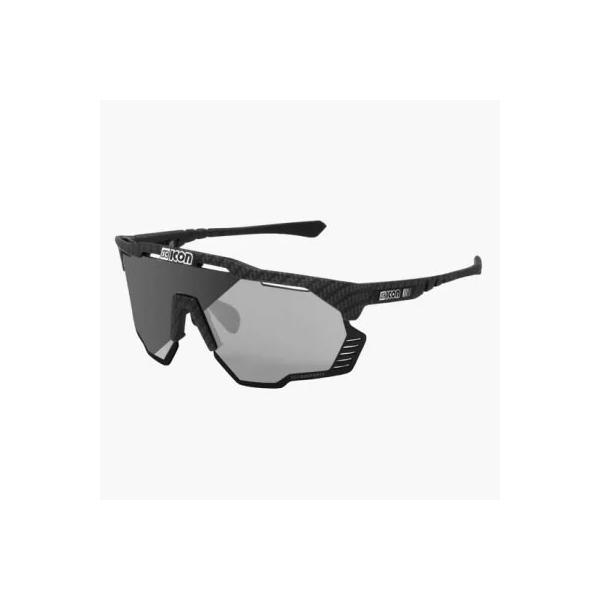 沖縄県への発送に送料無料は適用されません。購入金額に関わらず通常送料に別途加算されます。  CARBON COLLECTION サイクルスポーツで最もユビキタスな素材、カーボンにインスパイアされたコレクションです。 HORIZONADAPT...