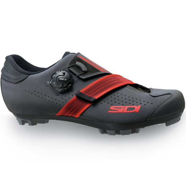 沖縄県への発送に送料無料は適用されません。購入金額に関わらず通常送料に別途加算されます。  軽量性、ペダリング性能、快適性を兼ね備えた、全てのサイクリストに向けてデザインされたSIDIの最新ラインナップモデル。  新しく採用された「Firm...