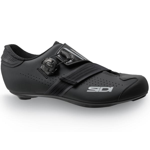 沖縄県への発送に送料無料は適用されません。購入金額に関わらず通常送料に別途加算されます。  全てのサイクリストに向けてデザインされたSIDIの最新ラインナップモデル。 超軽量アッパー素材  TECNO-3 ダイヤル/FIRMORベルト式複合...