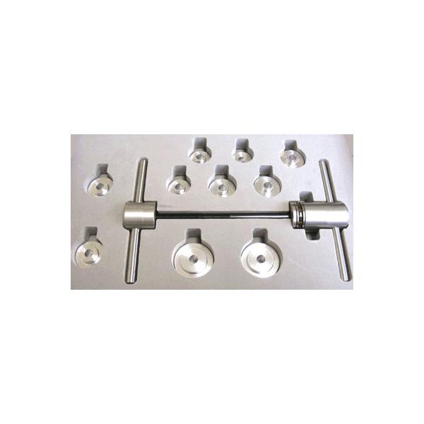 ※沖縄県への発送に送料無料は適用されません。購入金額に関わらず通常送料に別途加算されます。■タクリーノ　セラミックベアリングをマビックホイールに圧入する際の、専用工具。 ■無理な力を加えず、垂直にホイールにベアリングを圧入できます。