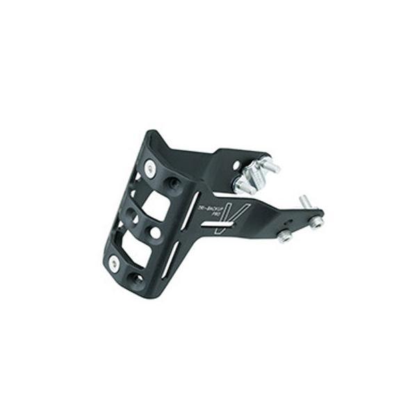 ※沖縄県への発送に送料無料は適用されません。購入金額に関わらず通常送料に別途加算されます。サドルレール後部のV 字形状部分に取り付けるアタッチメント。 “ニンジャ シリーズ”などのボトルケージや“トライバックアップ エアーステーション”、“...