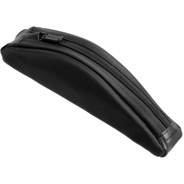 エアロダイナミック シェイプの トップチューブバッグ。素材：PUレザートップチューブ 取付可能径：Φ35 〜73mmヘッドチューブ 取付可能径：Φ30〜50mmL240 x W40 x H60mm容量：0.4重量：74g商品のカラー・サイズ...