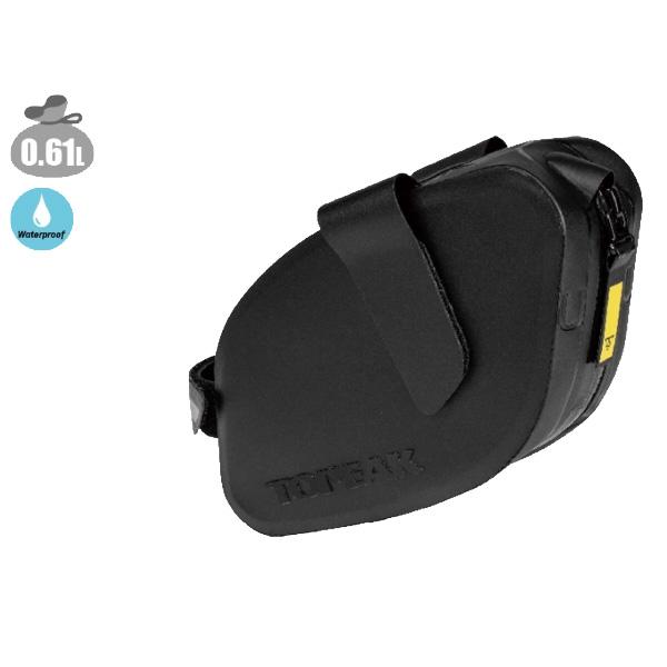 沖縄県への発送に送料無料は適用されません。購入金額に関わらず1,650円（税込）が通常送料に別途加算されます。  軽量防水素材の210 デニール/420 デニールナイロンを、縫い目無く仕上げた耐水性のあるサドルバッグ。 210デニール＆42...