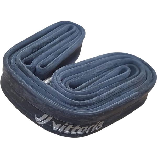 ※沖縄県への発送に送料無料は適用されません。購入金額に関わらず通常送料に別途加算されます。日常使用のための汎用ブチルチューブ。 スタンダードブチルチューブは0.9mmの肉厚で、耐パンクに優れています。  バルブコアの取り外しが可能な、リムー...