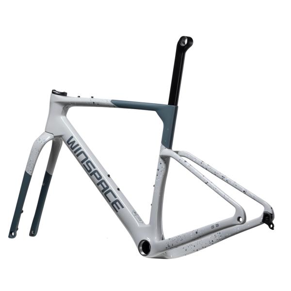 沖縄県への発送に送料無料は適用されません。購入金額に関わらず1,650円（税込）が通常送料に別途加算されます。