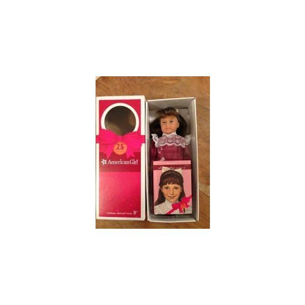 【商品名】American Girl (アメリカンガール) 25th Years Special Edition Samantha Mini Holiday Doll with Hardco【カテゴリー】フィギュア:アメリカンガール