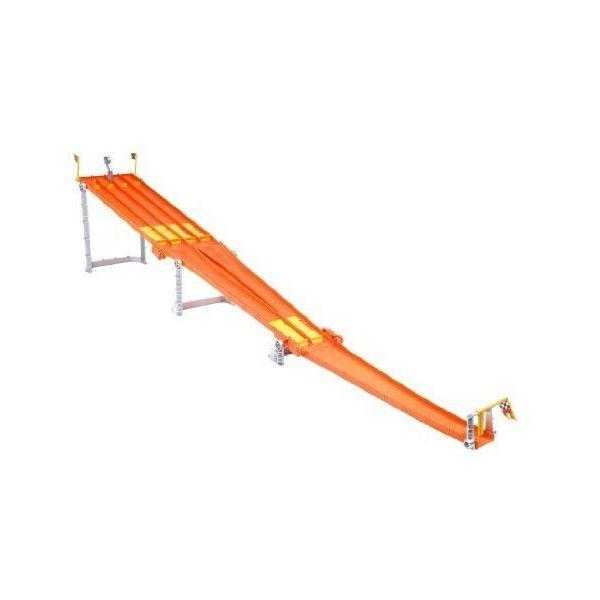 【商品名】Four Cars Race And Merge Until Only One Winner Dominates - Hot Wheels (ホットウィール) 4-Lane Elim【カテゴリー】フィギュア