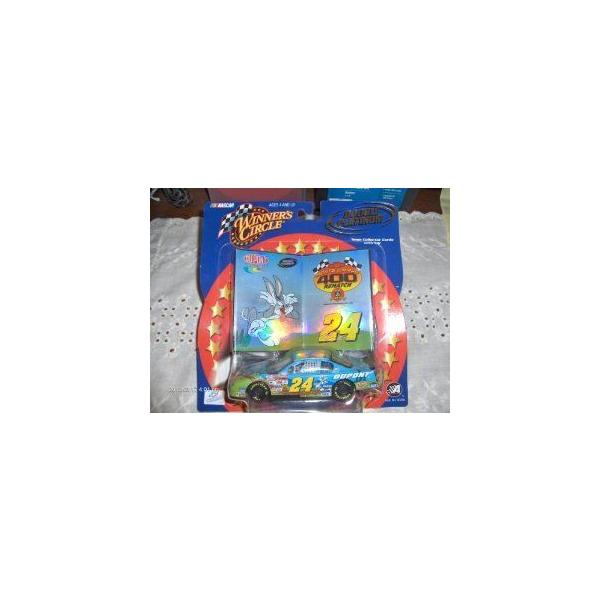 【商品名】Jeff Gordon #24 Dupont Looney Tunes (ルーニーチューンズ) Rematch Double Platinum 1:43 scale 2002 W【カテゴリー】フィギュア