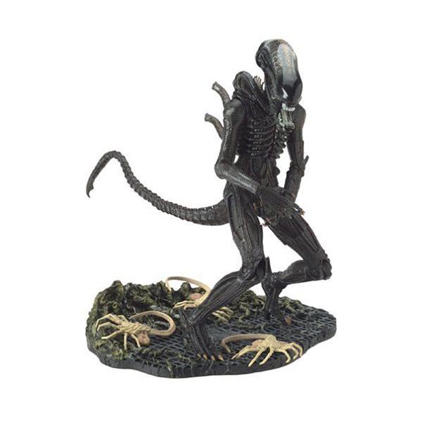 【商品名】McFarlane Toys 12 Inch アクション フィギュア エイリアン（McFarlane Toys 12 Inch Action Figure Alien）【カテゴリー】エイリアン(Alien)【メーカー・ブランド】U...