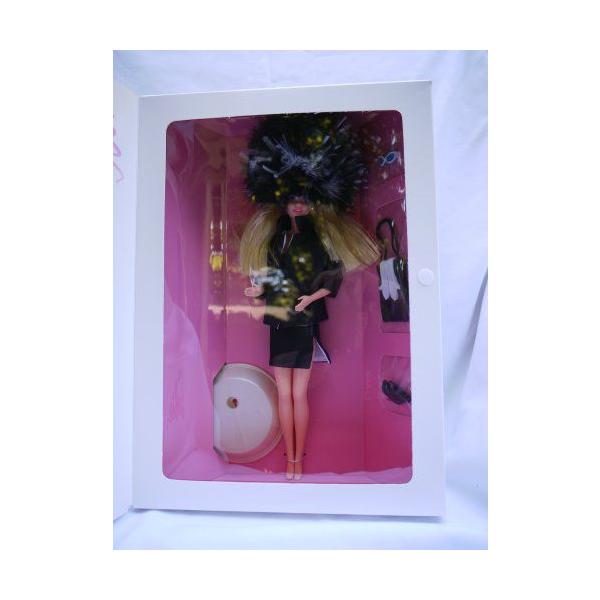 【商品名】Easy Chic バービー人形 - The バービー人形 ファッション Awards 限定 エディション (1995) in association / Central Saint Martin's College of Art...